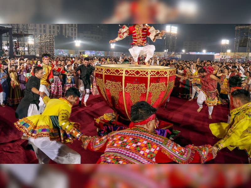 Navratri 2025: 10 Best Garba Nights In Delhi-NCR You Must Attend This ...