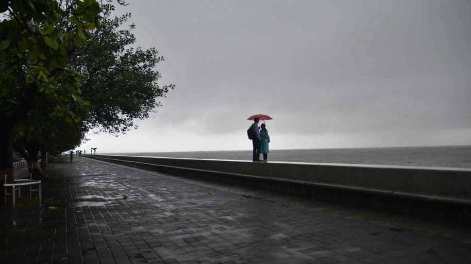Maharashtra Weather Update: Mumbai Witnesses Rain, Waterlogging In ...
