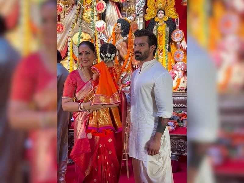 Durga Puja 2025 Celeb Spotting: Kajol, Alia Bhatt, Ajay Devgn, Rani ...