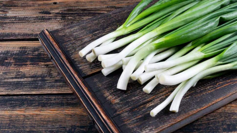 World’s Longest Vegetable Breaks Record: Taller Than An Average Indian ...
