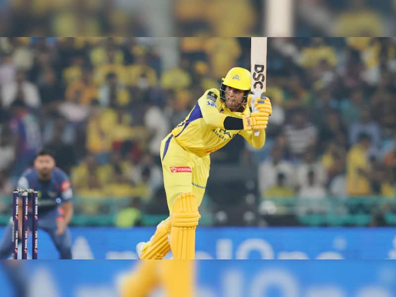 4 Players CSK Might Release Before IPL 2026 Auction: Devon Conway ...