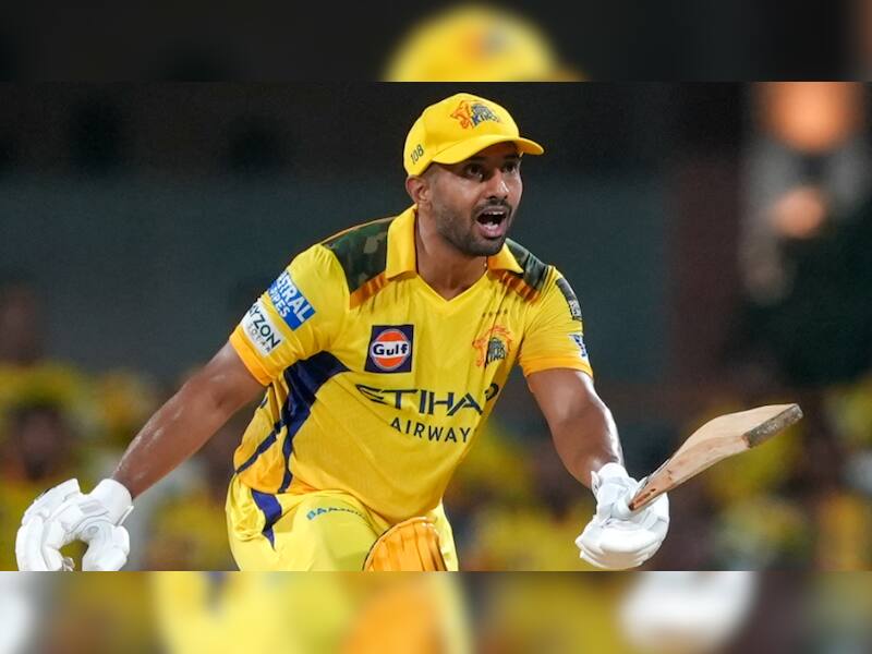 4 Players CSK Might Release Before IPL 2026 Auction: Devon Conway ...
