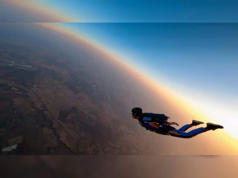 9 Places To Enjoy Skydiving In India | News | Zee News