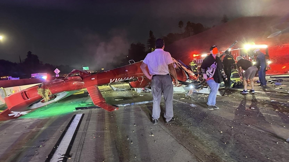 Sacramento Helicopter Crash Caught On Cam: 3 Injured; Highway Closed ...