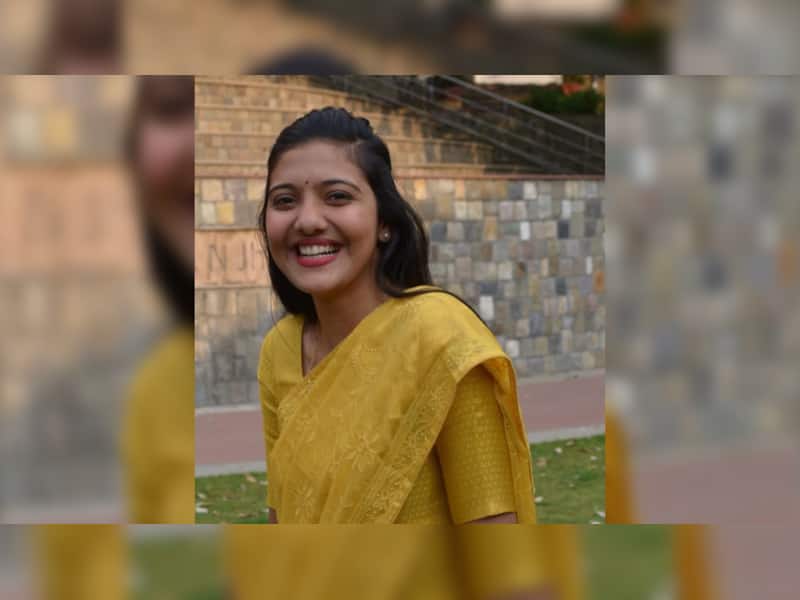 Meet Woman IAS Officer Who Cleared UPSC In First Attempt: Her Marksheet ...