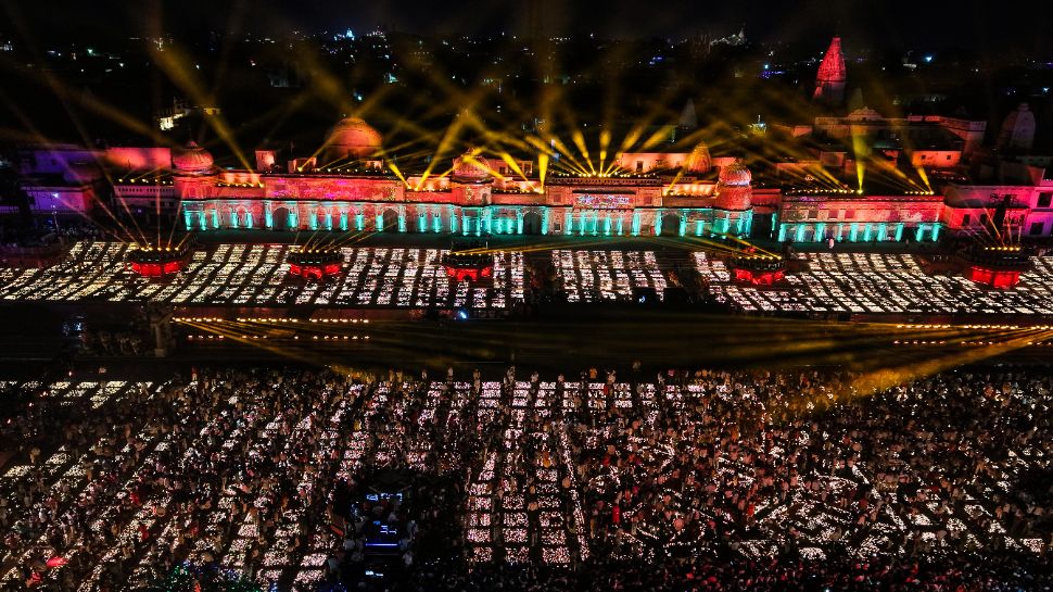 Unbelievable! 26 Lakh Diyas Light Up Ayodhya On Diwali 2025, Two ...