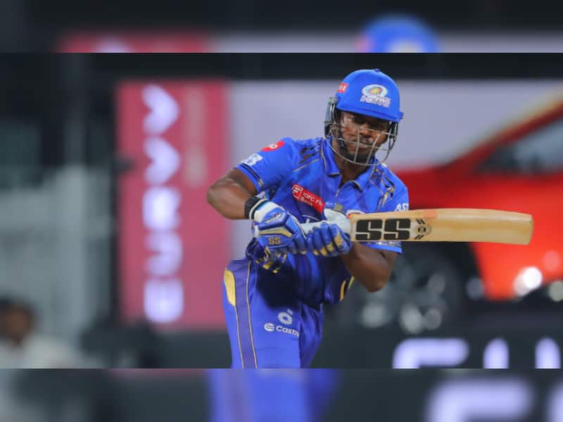 5 Players Mumbai Indians Might Release To Increase IPL 2026 Auction ...
