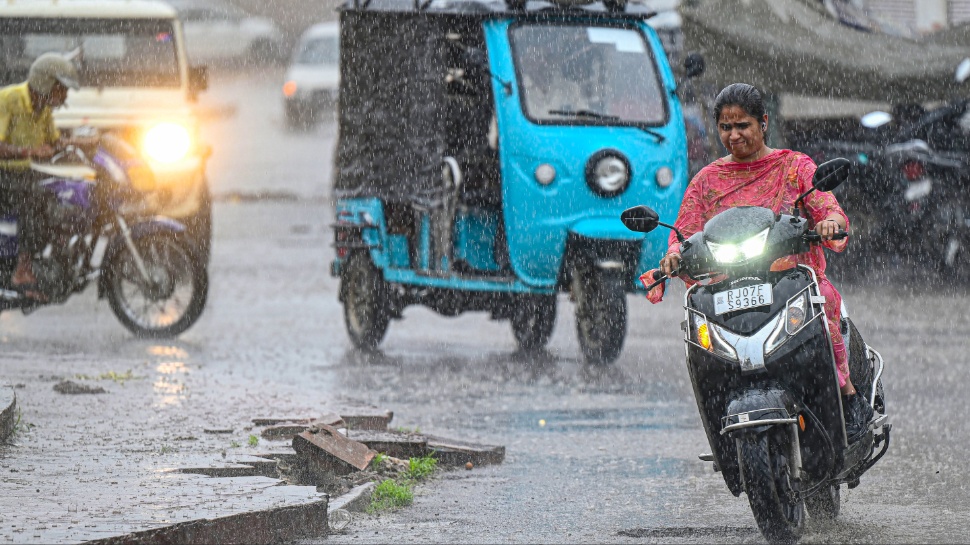 Rajasthan Weather: Why Did Cyclone Montha Cause An Unexpected 8 degree ...