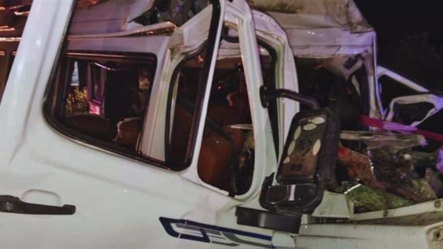 18 Dead, 3 Injured As Tourist Bus Crashes Into Parked Trailer In ...