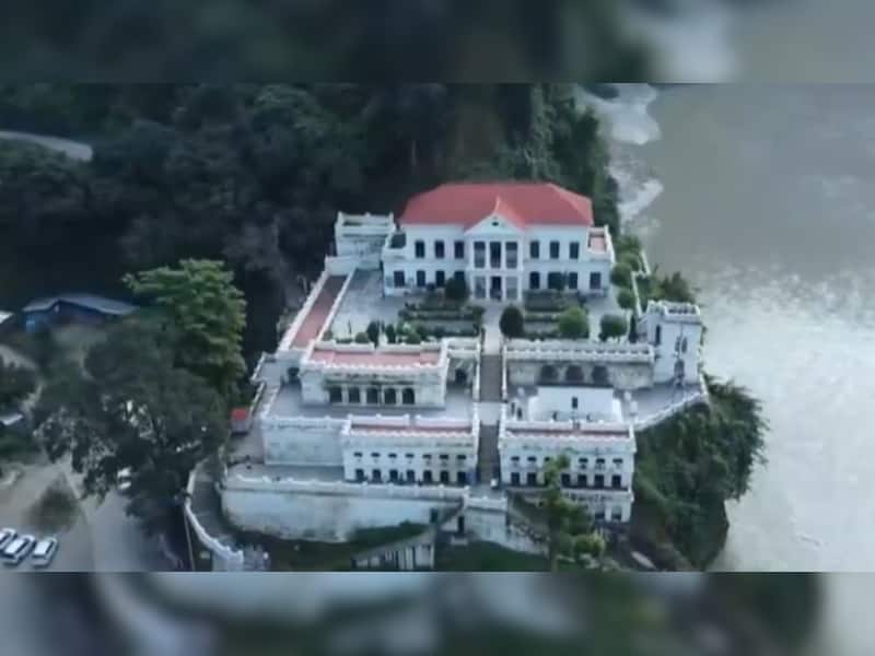 Taj Mahal In Nepal! This Palace Was Built In 1893 For...Sits Atop Large ...