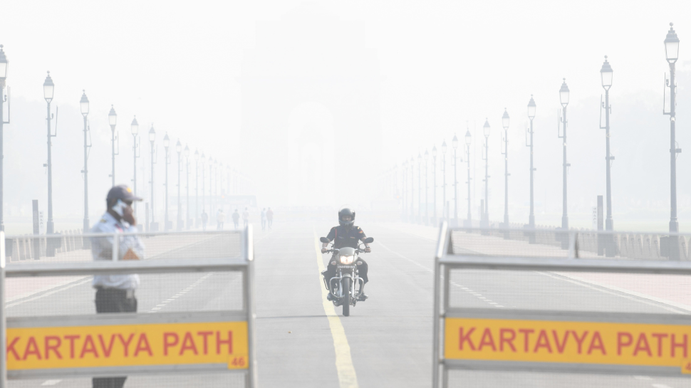 Delhi AQI Alert: GRAP-3 Curbs Revoked, WFH Order Also Affected - What's ...
