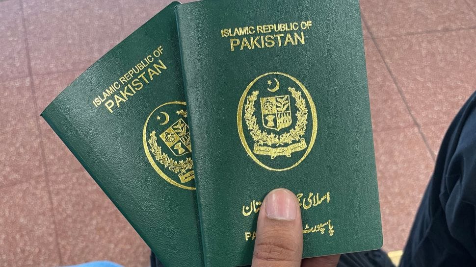 5 Countries That Have Shut Their Doors To Pakistani Passport Holders ...