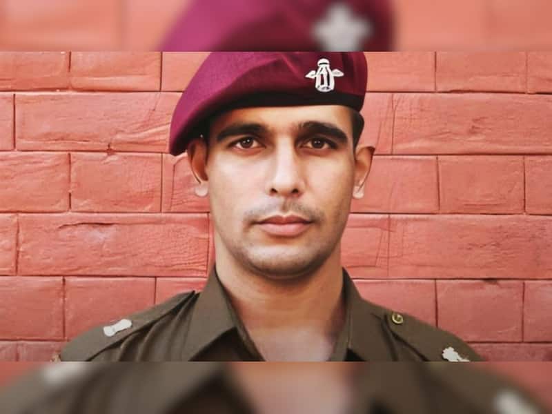 Who Was Major Mohit Sharma? Soldier Who Infiltrated Hizbul Mujahideen ...