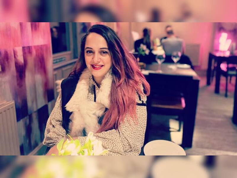 Who Is She? Former Bigg Boss Contestant, Cricketer’s Wife & Harry ...