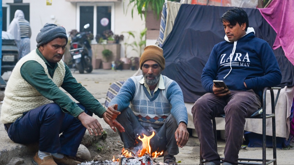 IMD Weather Alert: Cold Wave Grips Delhi, UP, Bihar; Rain Forecast For ...