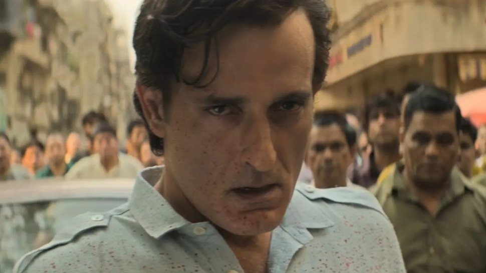 Akshaye Khanna's Impressive Net Worth: Luxury Homes, Car Collection And ...