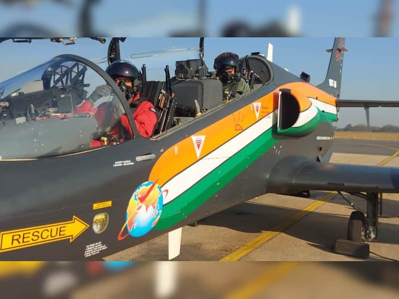 IAF To Get 'Yashas' HJT-36 Trainer Jet For Training Pilots? HAL Jet ...