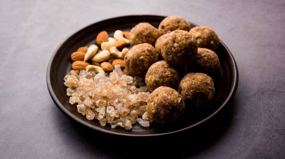 Gond Ladoo Recipe – The Winter Snack Of Every Indian Household ...