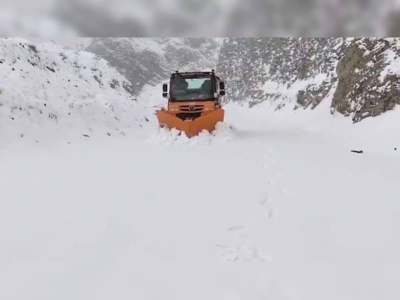 Happy New Year 2026: 7 Places In India To Experiece Snowfall | News ...