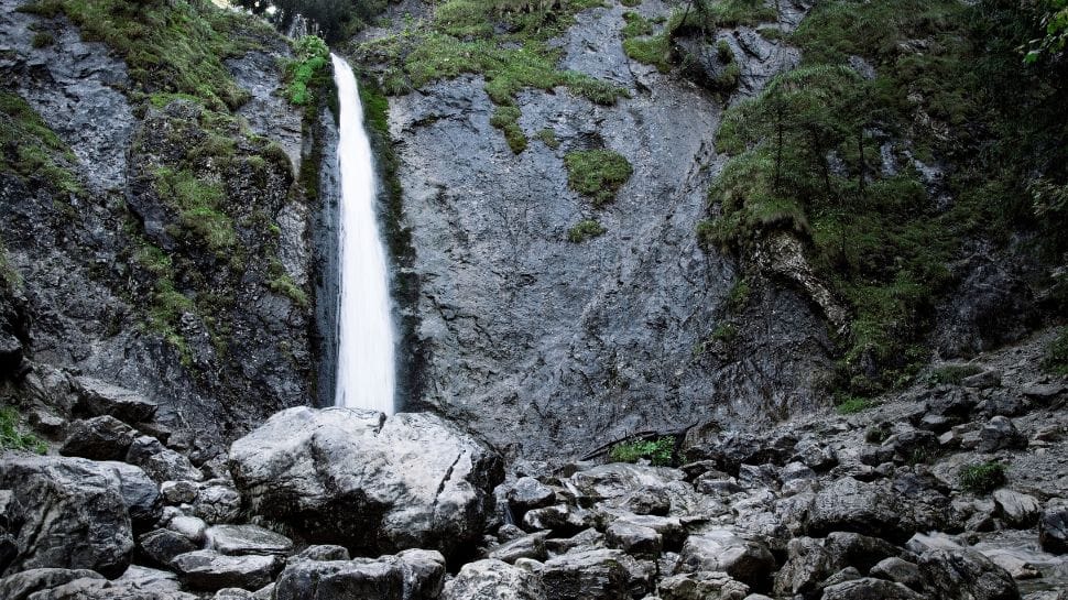 India’s Tallest Waterfall: 1840 Feet In Height, It Is Prohibited To Eat ...