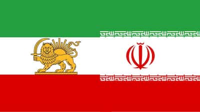Iran Protests: Massive Unrest Revives Lion-Sun Flag Against Khamenei ...