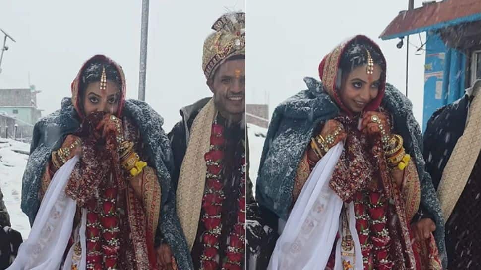Wedding in heavy snowfall goes viral: UP couple’s marriage in ...