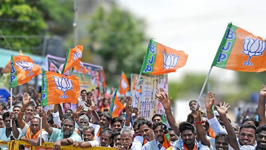 BJP names Ritu Tawde as Mahayuti's Mumbai Mayor Candidate; Shinde Sena ...