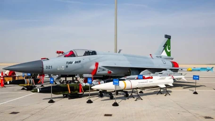Pakistan’s JF-17 fighter jet hype falters – why Bangladesh, Indonesia ...