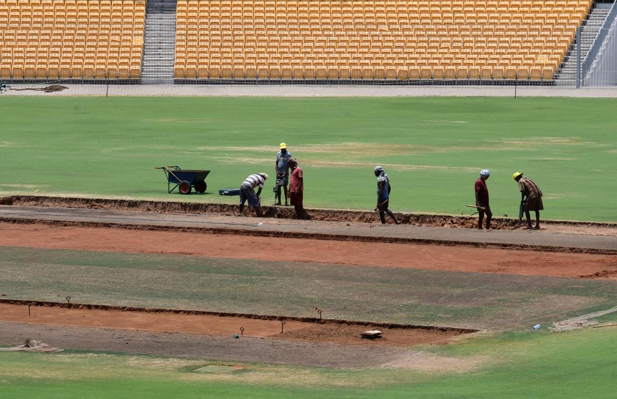 What is ‘Dew Cure’? Anti-dew spray at Chepauk imported from USA ahead ...