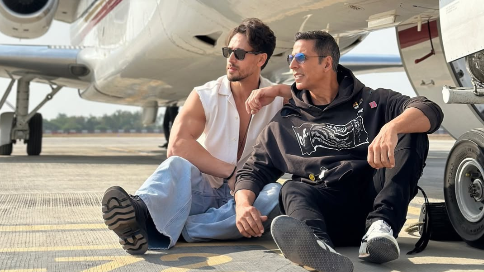 Akshay Kumar wishes Tiger Shroff on birthday, calls him ‘younger ...