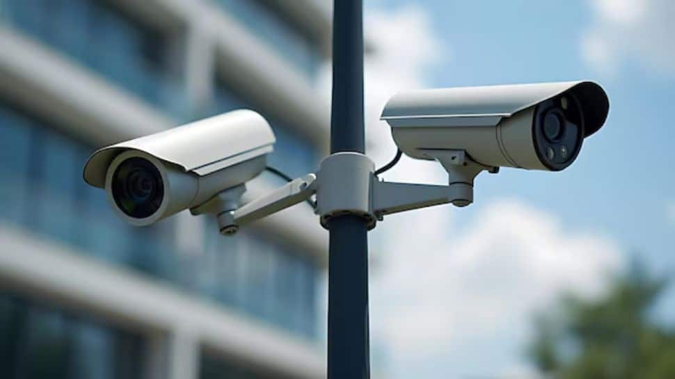 What is full form of CCTV? The third eye in offices, homes, public ...