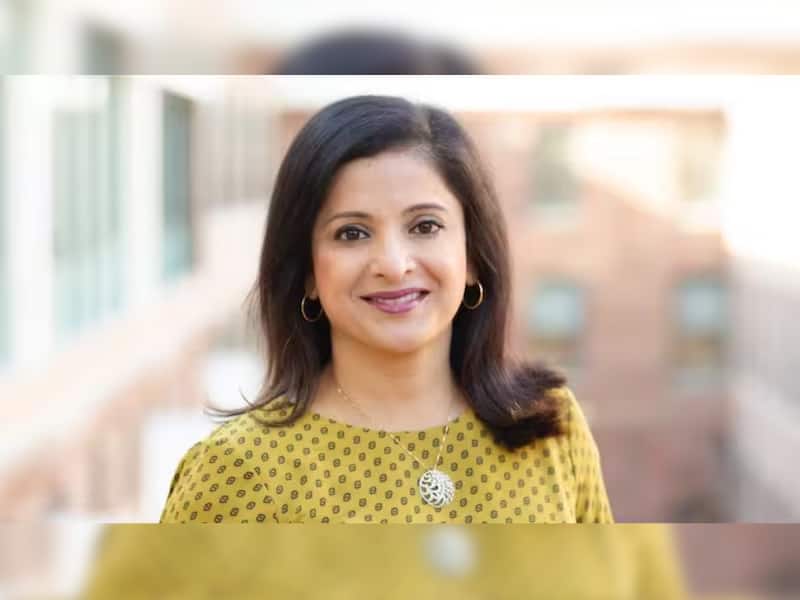Meet woman who once served food at stadium, struggled to pay rent, now ...
