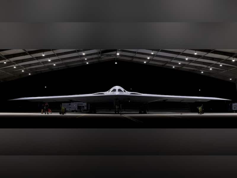 Meet B-21 Raider: America’s new stealth bomber debuts in Iran war ...