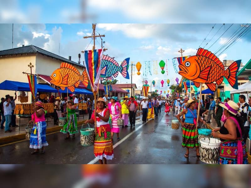 Nature's most bizarre mystery: The town where it's been raining fish ...
