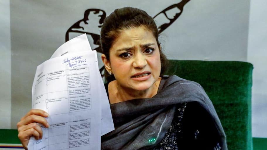 FIR filed against PDP leader Iltija Mufti, others for sharing alleged ...