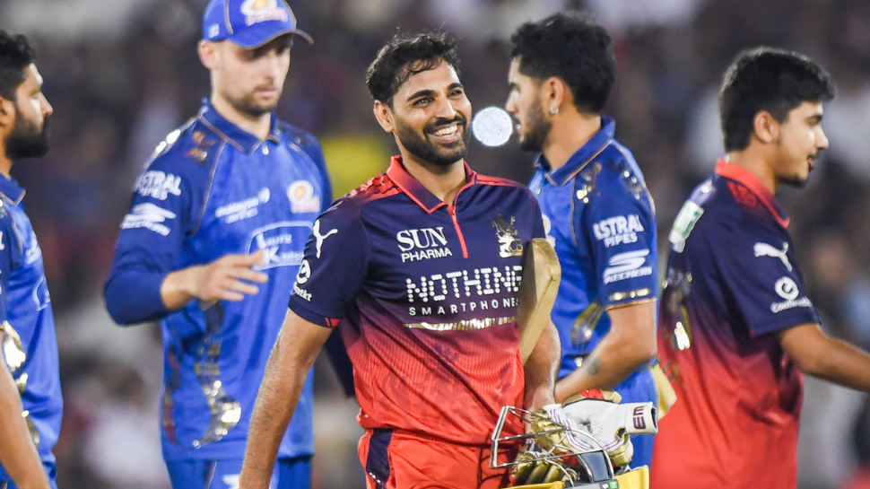 'Bring Back Bhuvi': Ravichandran Ashwin wants Bhuvneshwar Kumar back In ...