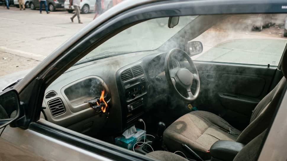 Alert! Remove THESE 3 things from your car right away to avoid FIRE ...