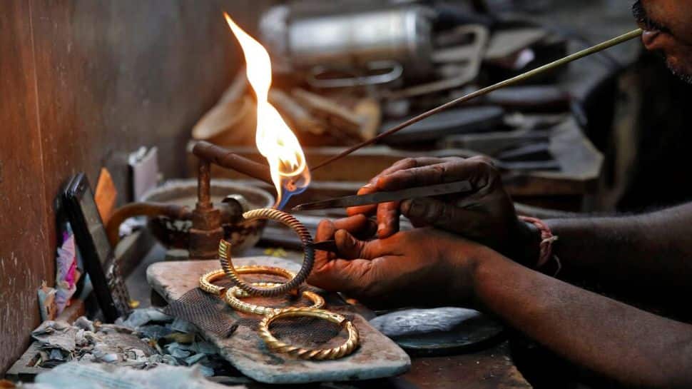 Why do goldsmiths burn clothes used in jewellery making? The age-old ...