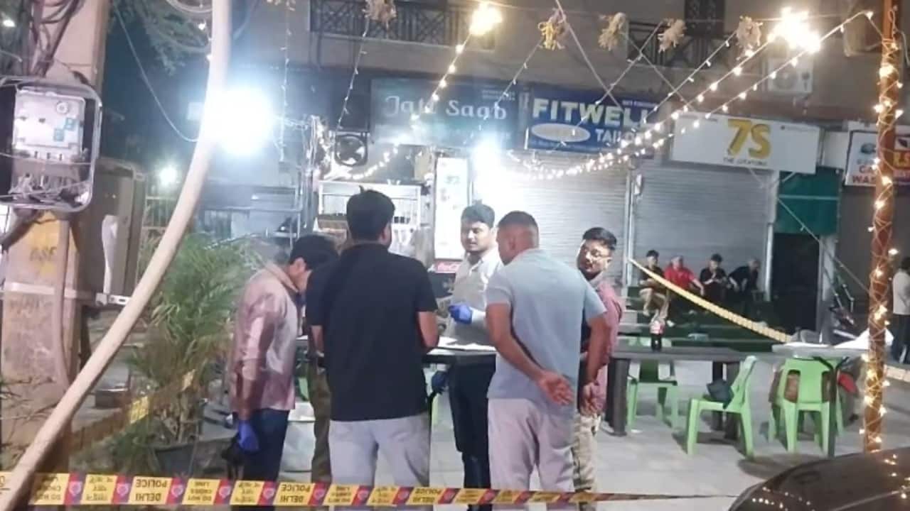 Delhi teen shot in head over restaurant chair dispute in Amar Colony ...