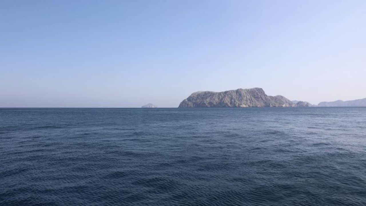 US sanctions Iran's Persian Gulf Strait Authority | World News | Zee News