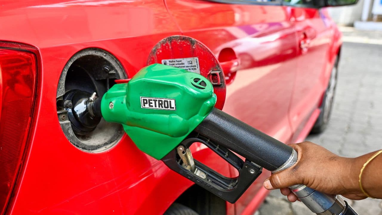 Govt revises fuel export levies for fortnight beginning June 1; no ...