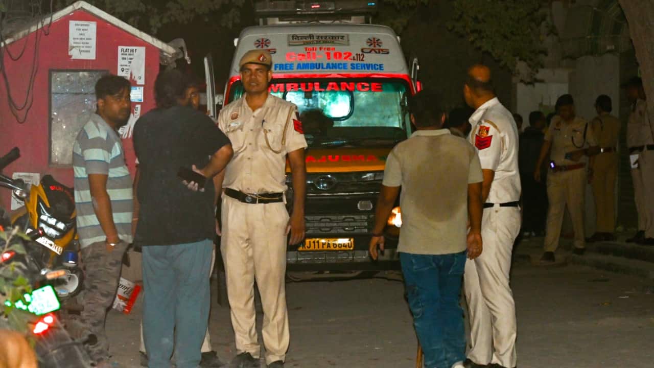 Saket building collapse: How a nearby kitchen became a deathtrap for ...