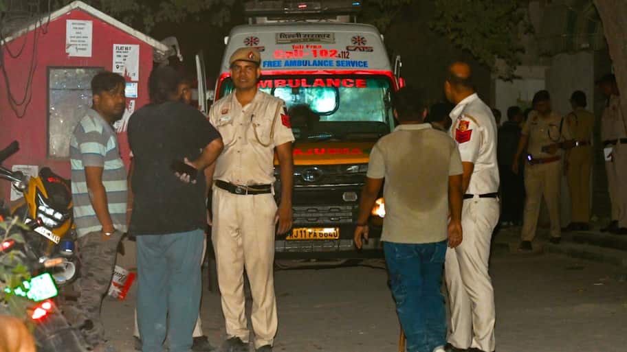 Saket building collapse: How a nearby kitchen became a deathtrap for ...
