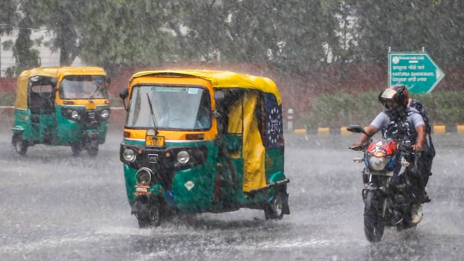 Weather update: Rain brings heat relief to Delhi, Punjab & Haryana ...