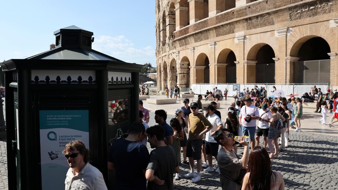Ebola scare in Italy: Congo returnee isolated as suspected case ...
