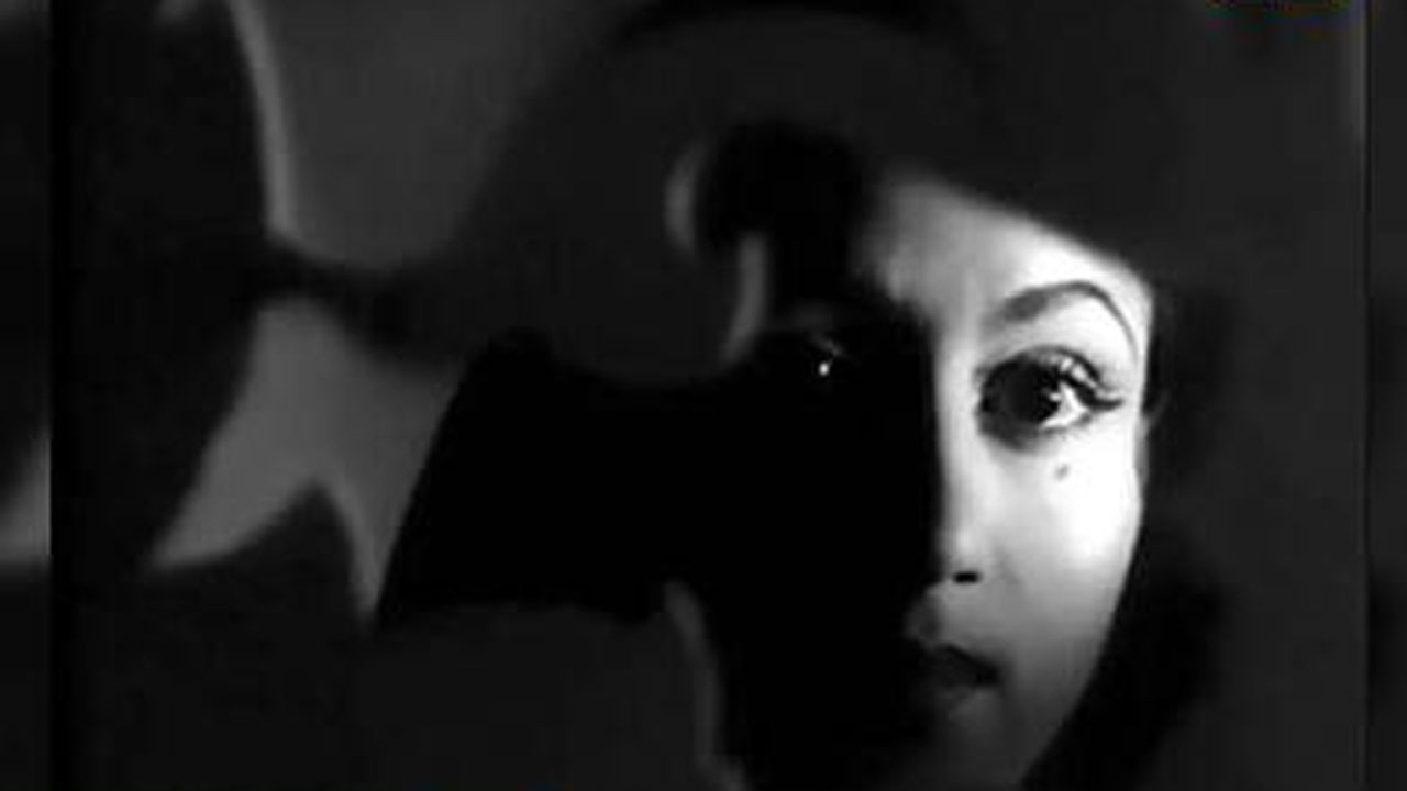 Made on a budget of Rs 9 lakh in 1949, India's first ever horror film ...