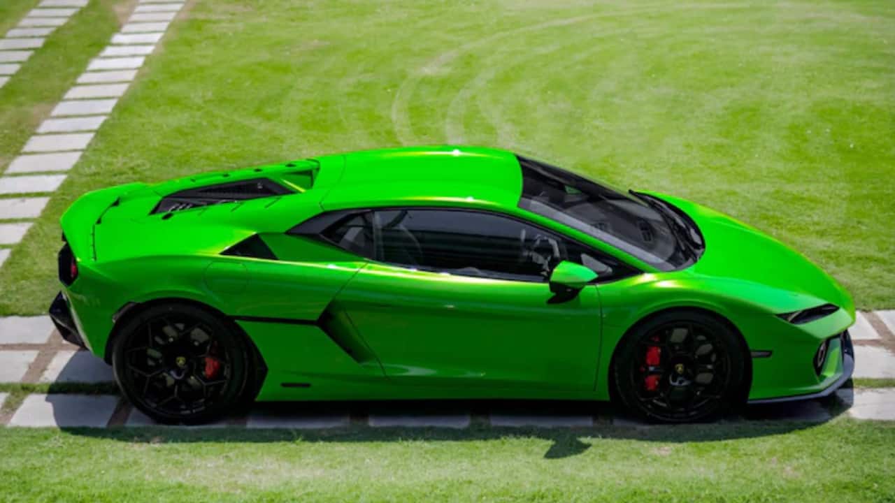 Lamborghini’s new beast arrives in India - it hits 100 kmph in just 2.7 ...
