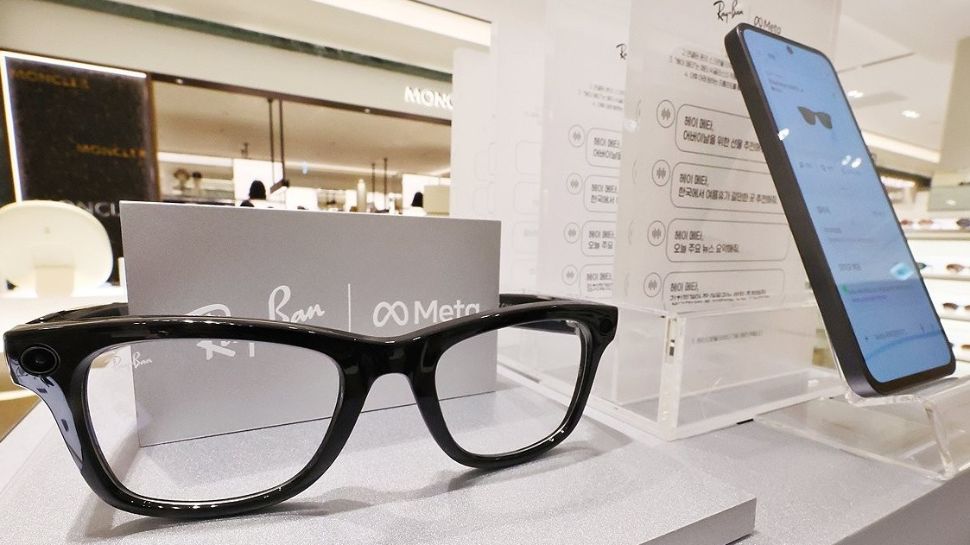 AI cheating scandal: Two people caught using smart glasses in language ...