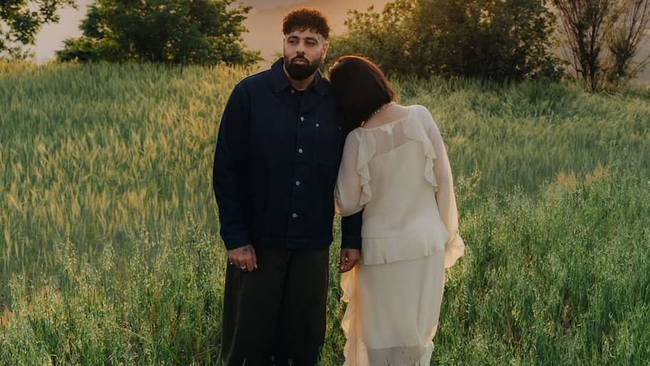 Rapper Badshah holds mystery woman close in new pic, netizens feel it's ...