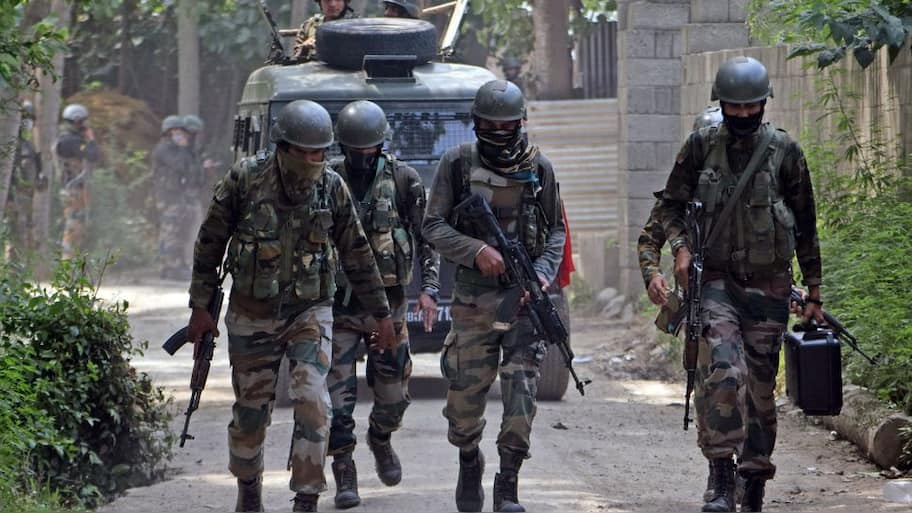 Tragedy in Uri: Two army personnel die in accidental explosion near LoC ...